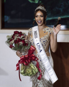 Savannah Gankiewicz is crowned Miss USA — Fil-Am Voice